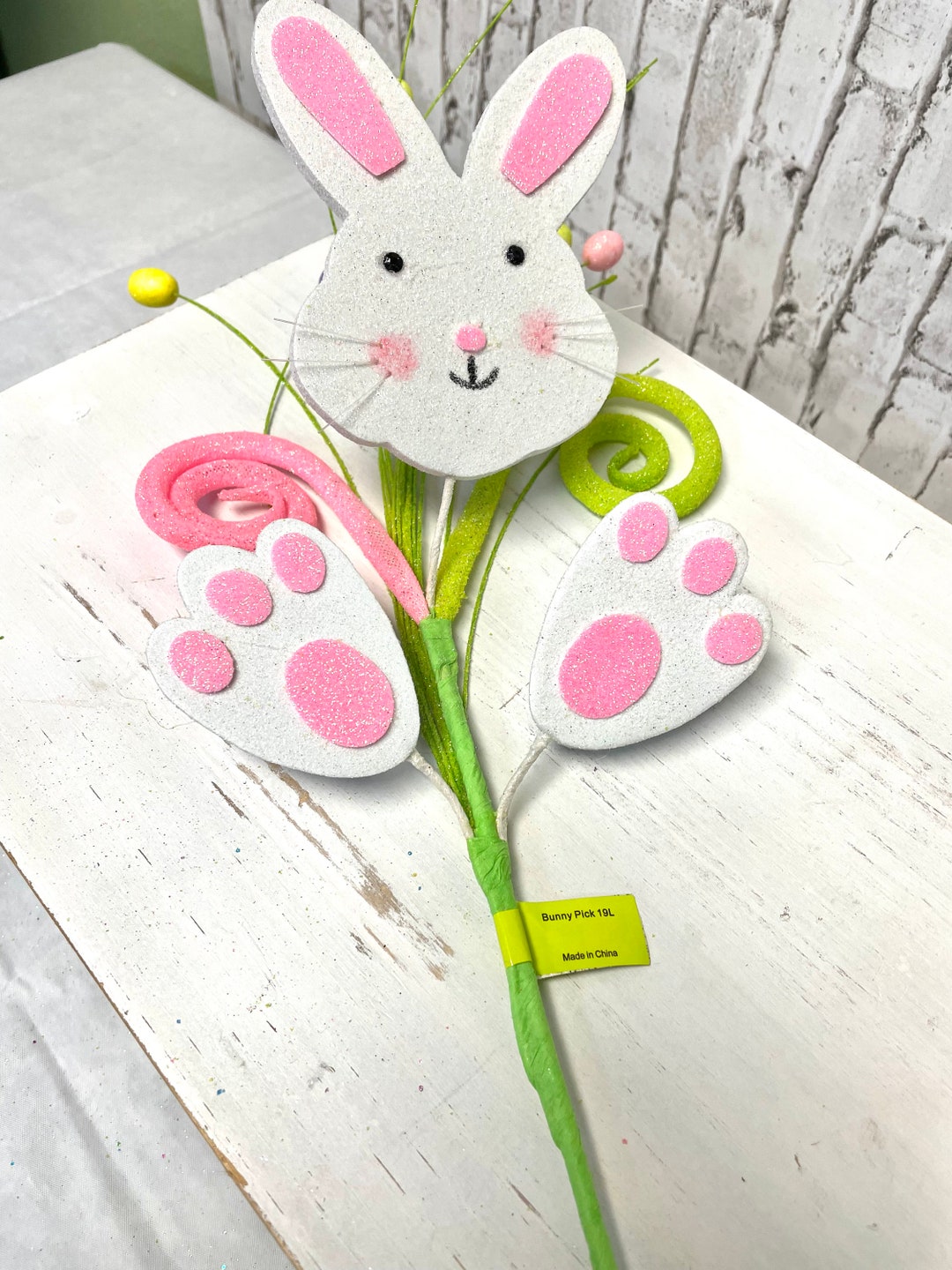 Bunny Spray, Easter Spray, 61904EAS, Bunny Curly Pick, Bunny Pick ...