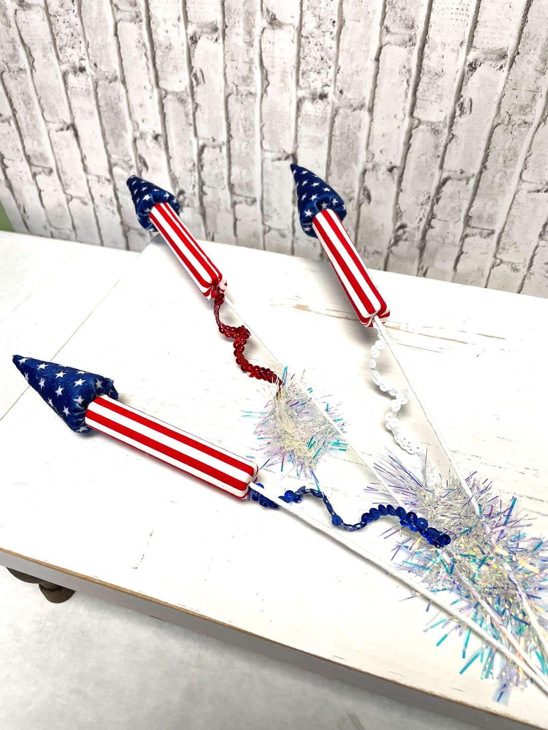 Patriotic Rocket Spray, 74222RWB, Rocket Spray, Patriotic Spray, Red ...