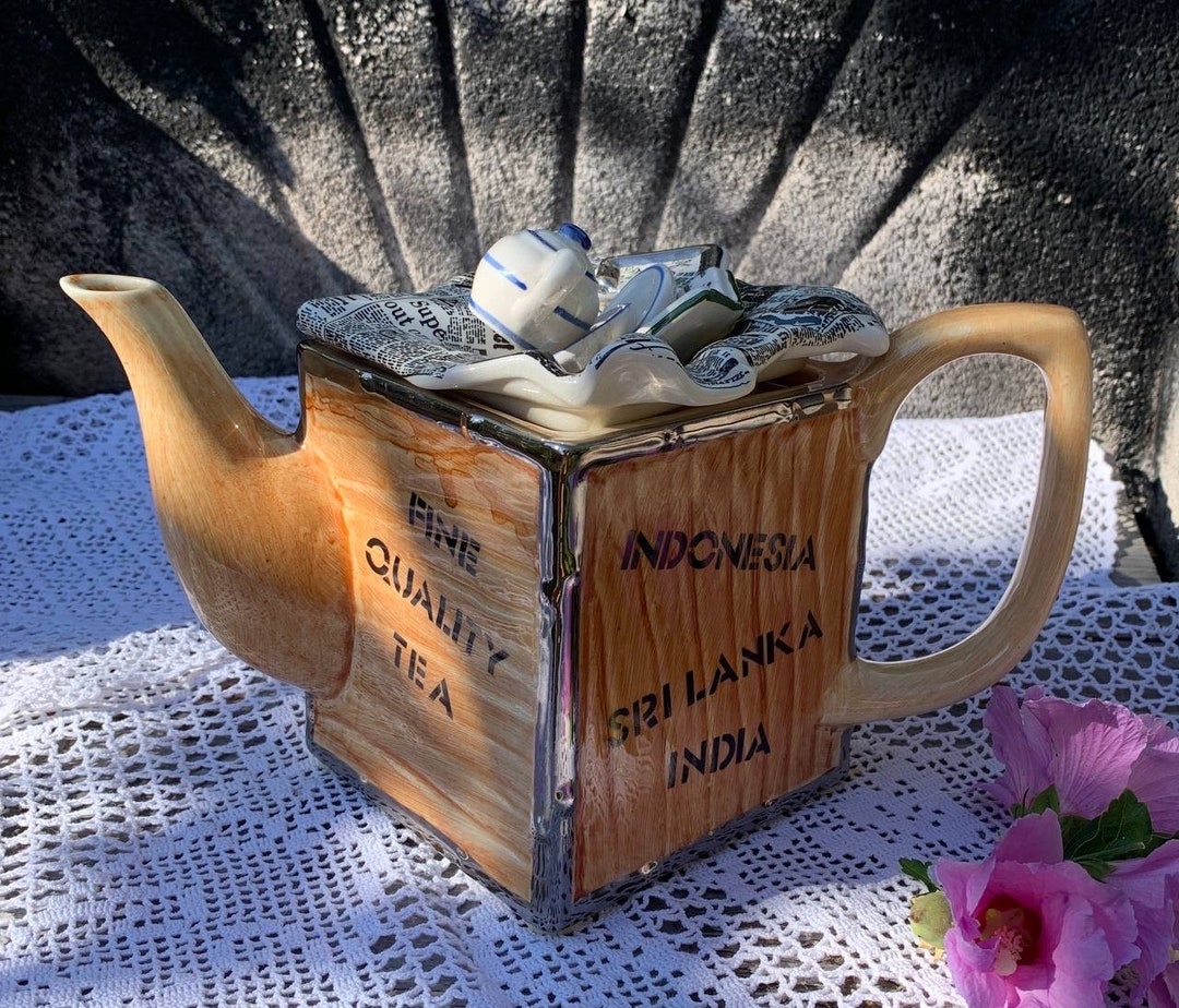 Paul Cardew English Collectible Teapot, Moving Day Series - Etsy