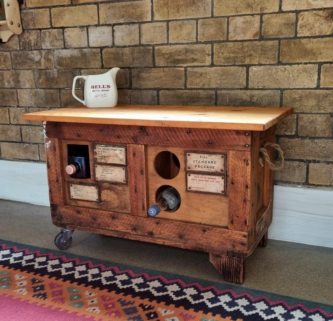 Vintage Military Trunk Mini Bar/coffee Table - Etsy UK