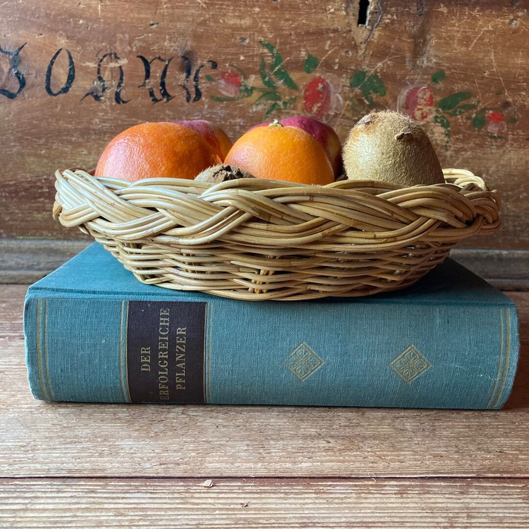 Vintage Wicker Basket, Woven Basket, Wall Decor, 1970s Boho, Easter ...