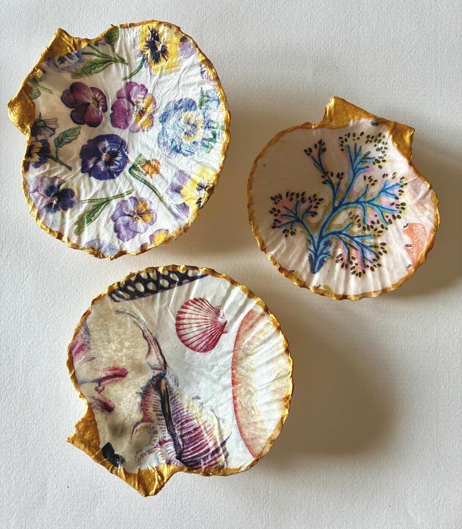 Decorated Clam Shells Home Decor, Handmade - Etsy