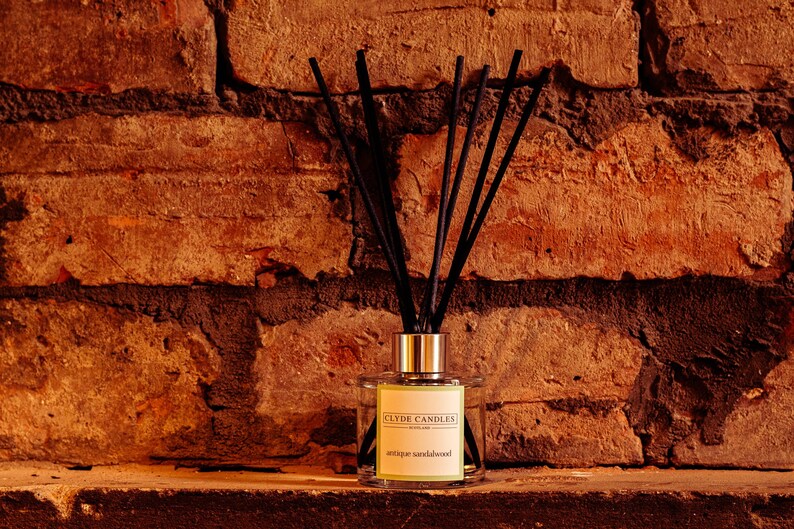 Antique Sandalwood Reed Diffuser Clyde Candles, Luxury Diffuser Oil ...