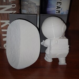 Astronaut and Moon Space Themed Bookend Set - Etsy