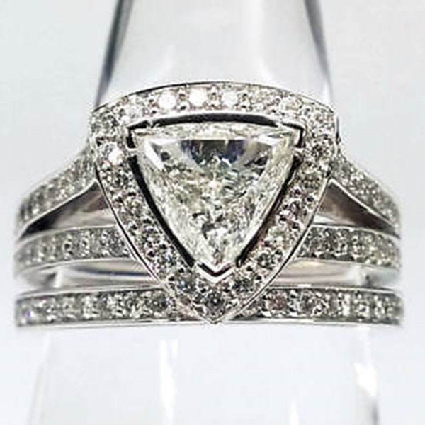 Trillion Wedding Ring Set - Etsy