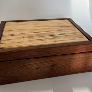 Large Walnut and Spalted Maple Box - Etsy