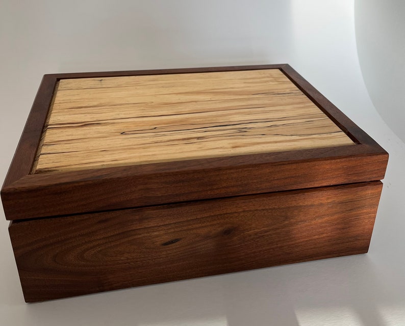 Large Walnut and Spalted Maple Box - Etsy