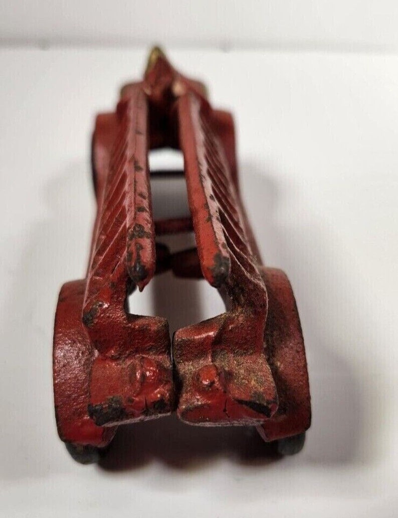 VTG Cast Iron Fire Truck Ladder Truck Fireman Gift Arcade7 1/2" Weighs ...