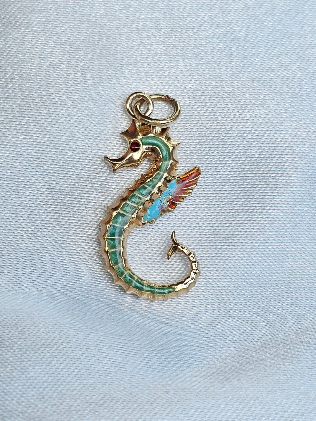 18kt Solid Yellow Gold Enameled Seahorse Charm/ Pendant - Etsy