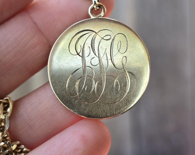 Vintage Round 14k Solid Gold Engine Turned Monogrammed Locket - Etsy