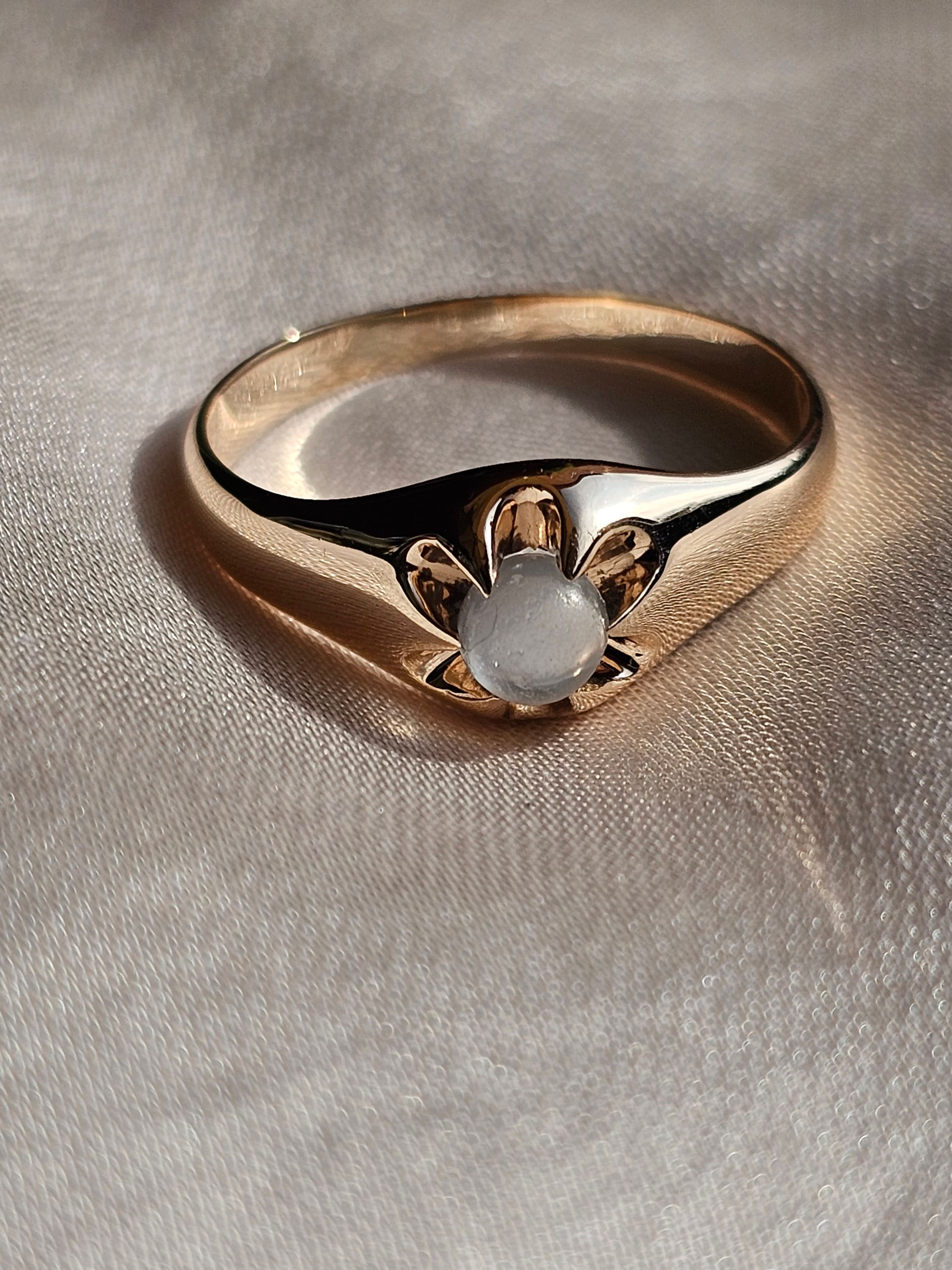 Antique 10 Karat Belcher Setting Moonstone Ring - Etsy