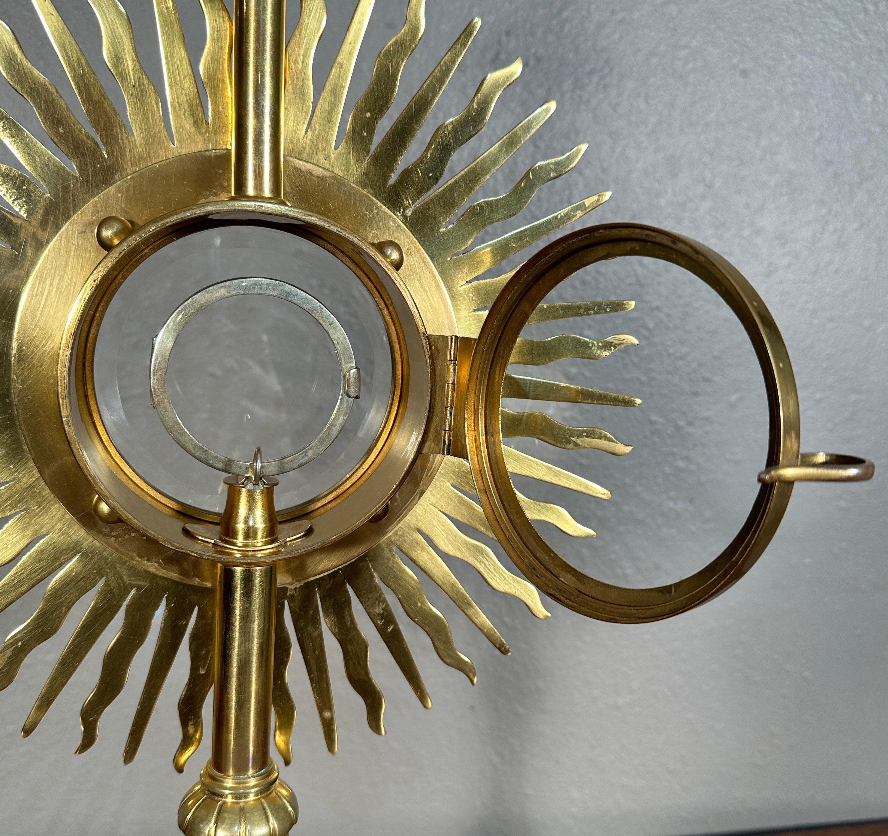 23 Tall Antique Bronze Monstrance - Etsy