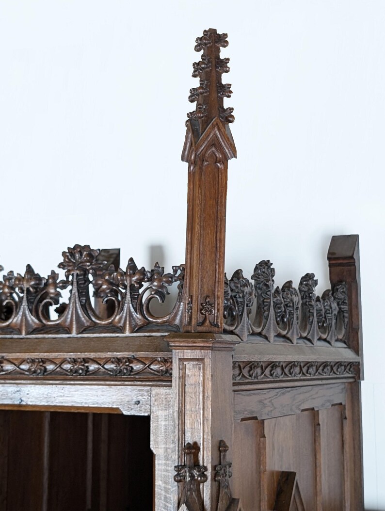 Beautifully Carved Antique Gothic Revival Confessional Catholic Church ...