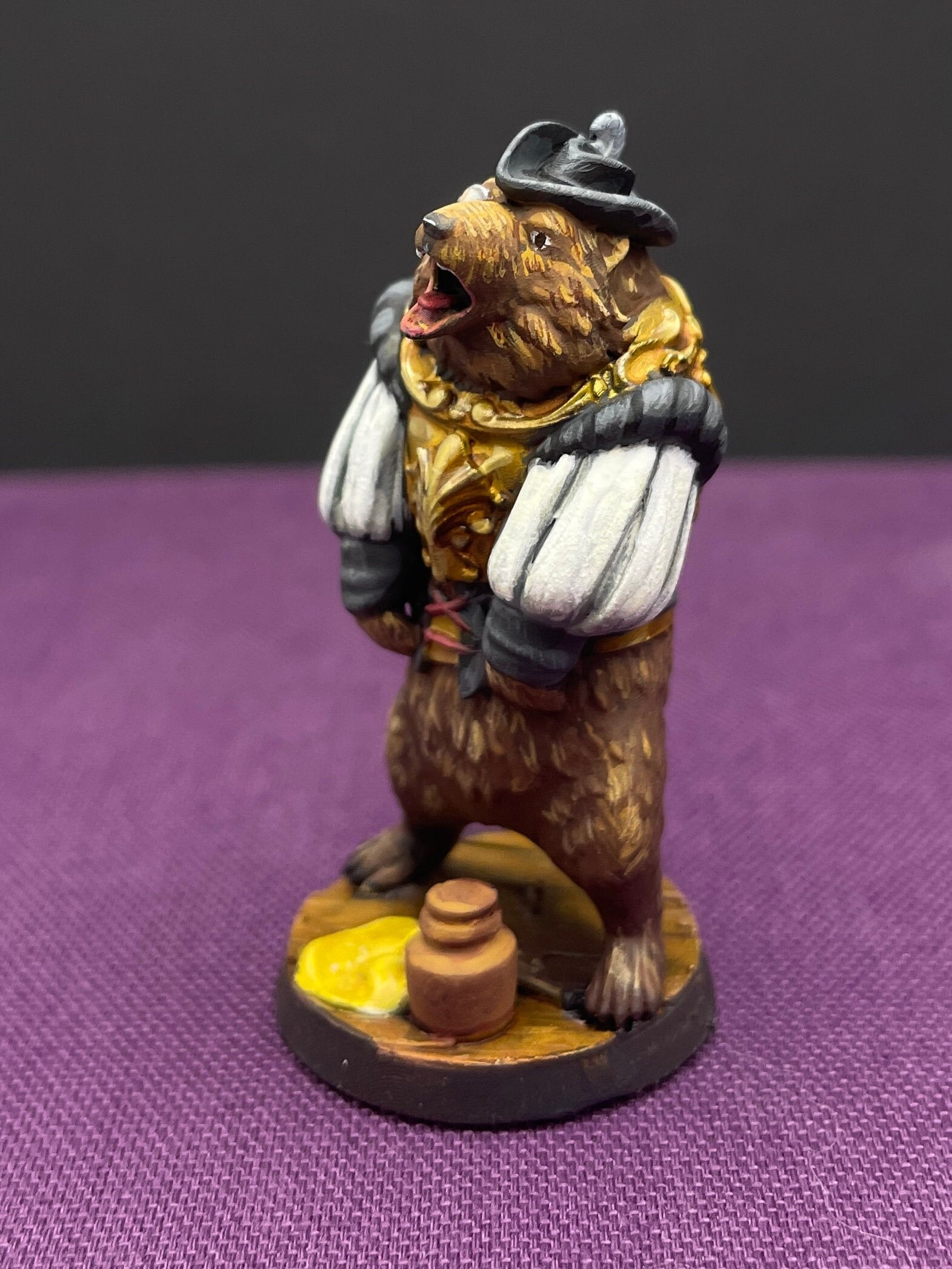 Aristocratic Bear Miniature for D&D - Etsy