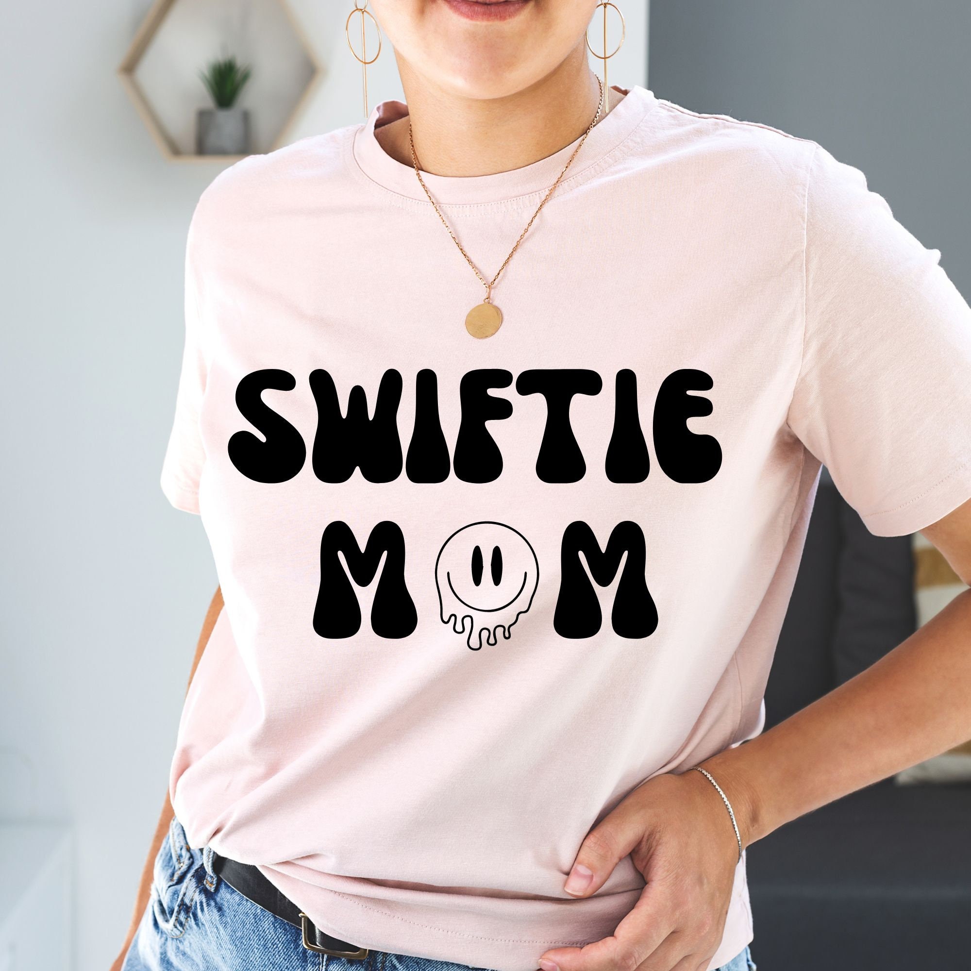 Swiftie Mom SVG and PNG Taylor Png, Swiftie, Eras Svg, Swifty Gifts ...