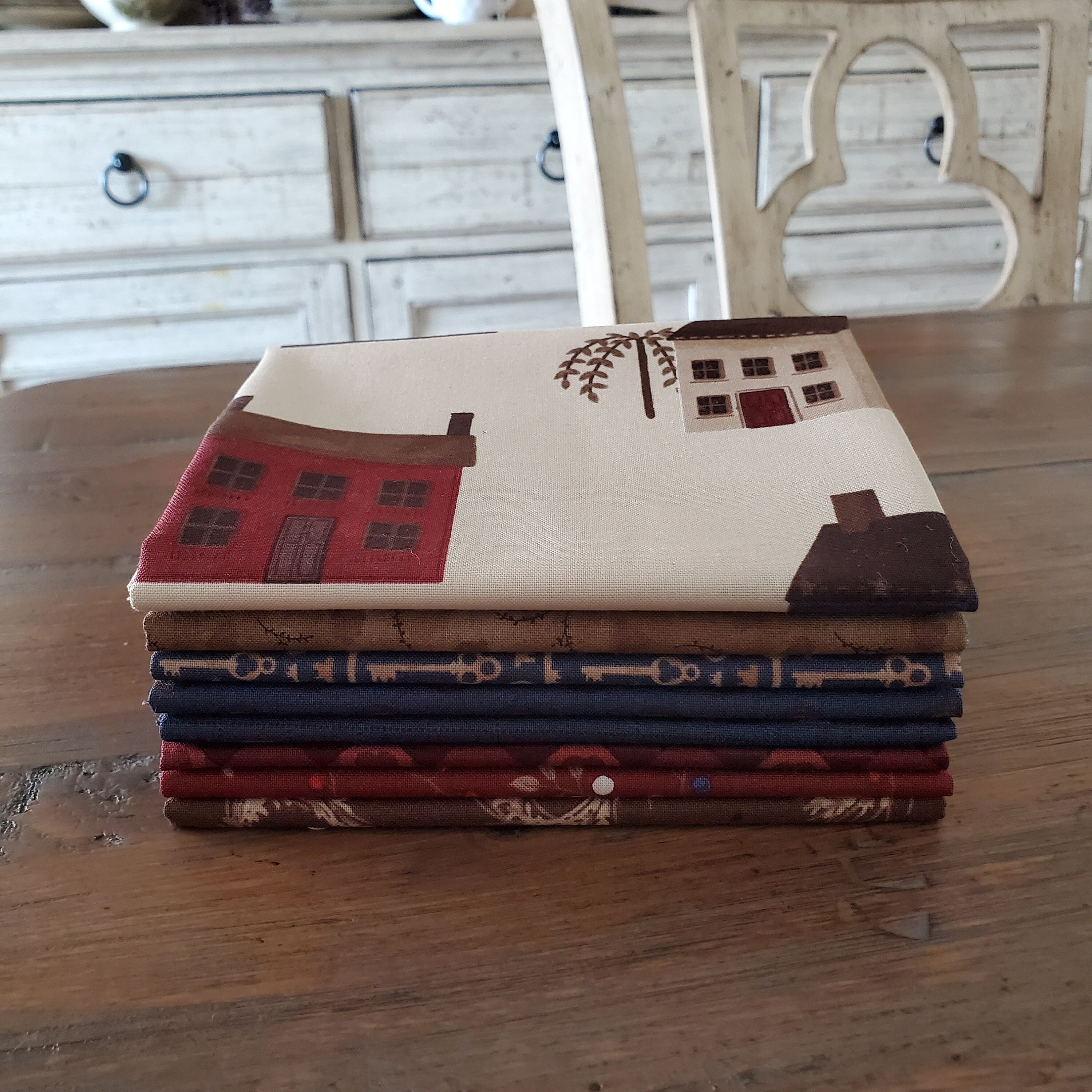 RESTOCK - Huckleberry Saltbox Fat Quarter Bundles - Brown/oatmeal ...