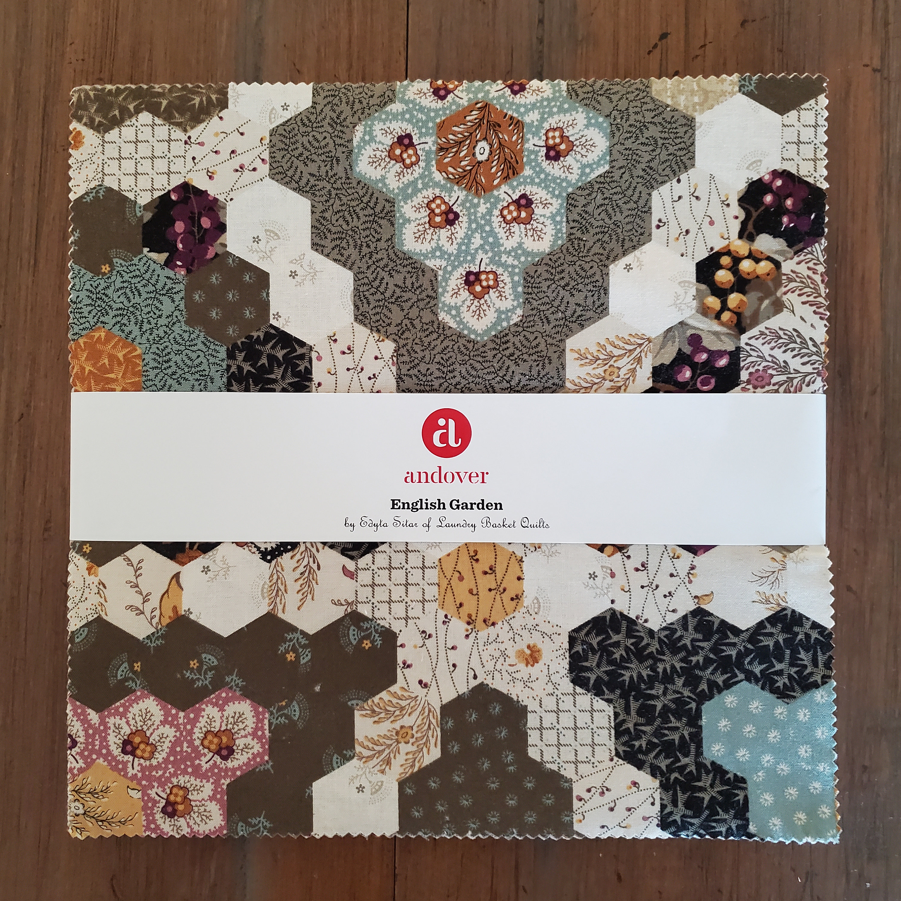 English Garden Layer Cake by Edyta Sitar of Laundry Basket Quilts 10 ...