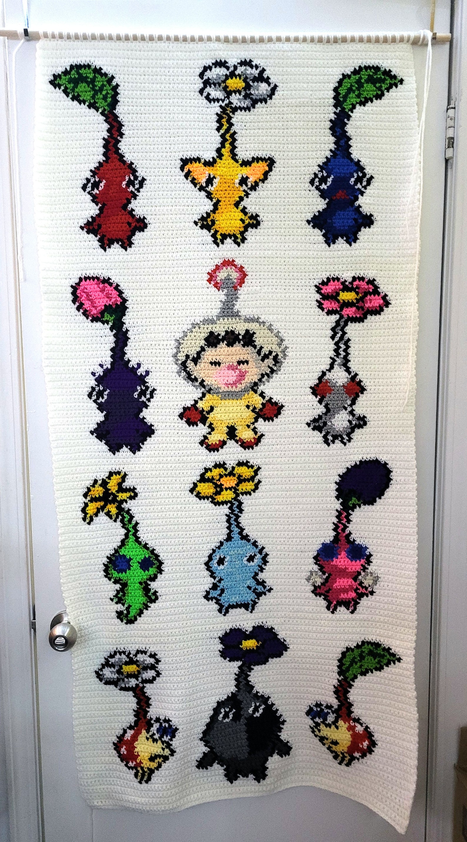 Pikmin Crochet Banner (bulbs and Olimar) - Etsy
