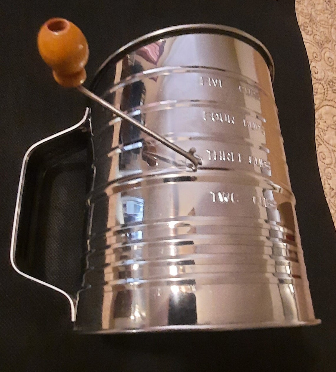 Vintage Fairgrove Five Cup Metal Sifter,flour Sifter,vintage Flour ...