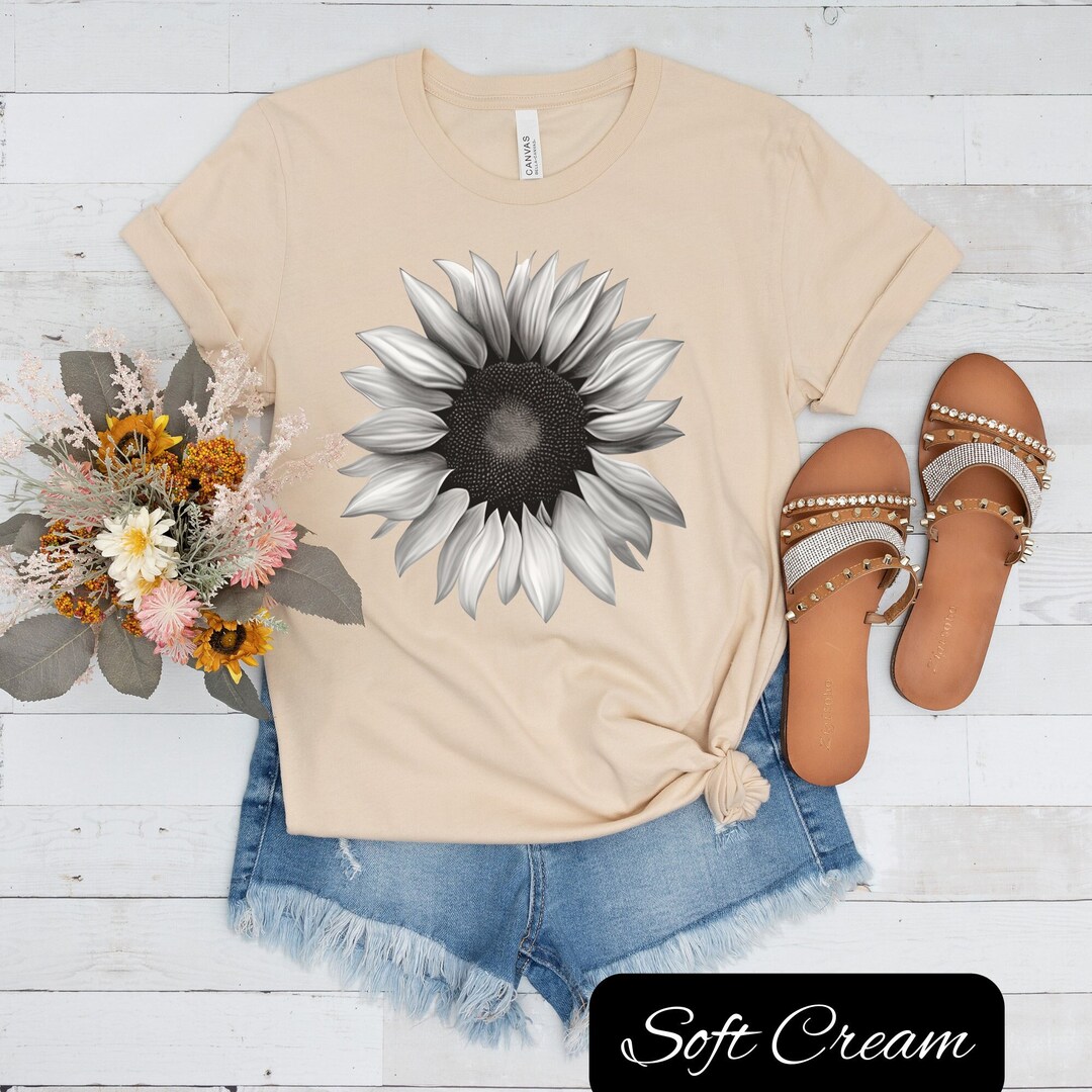 Realistic Sunflower Shirt Sunflower Print Tee Sunflowe Gardencore Shirt ...