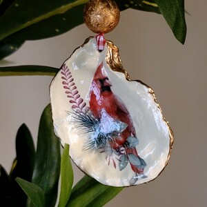 Red Cardinal: Decoupaged Oyster Shell Christmas Tree Ornament - Etsy