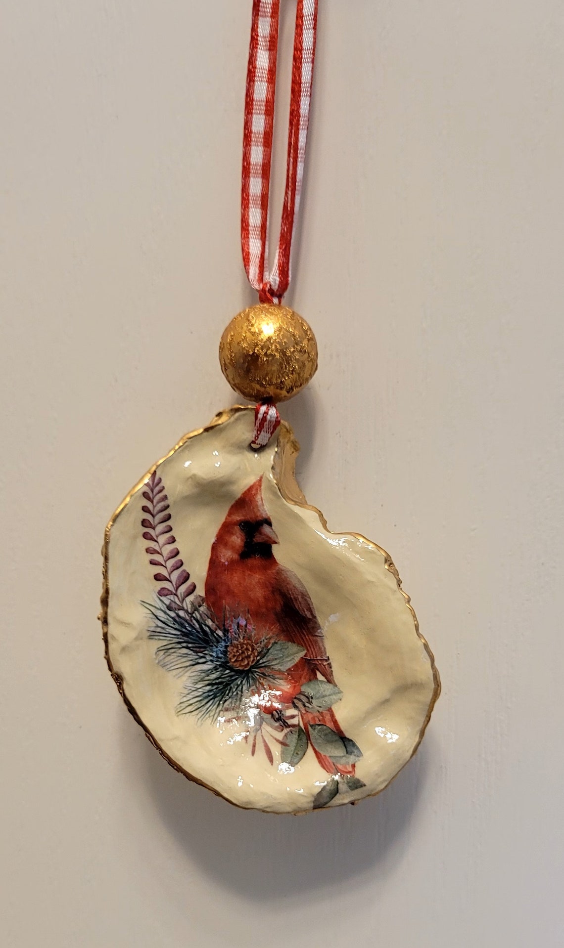 Red Cardinal: Decoupaged Oyster Shell Christmas Tree Ornament - Etsy