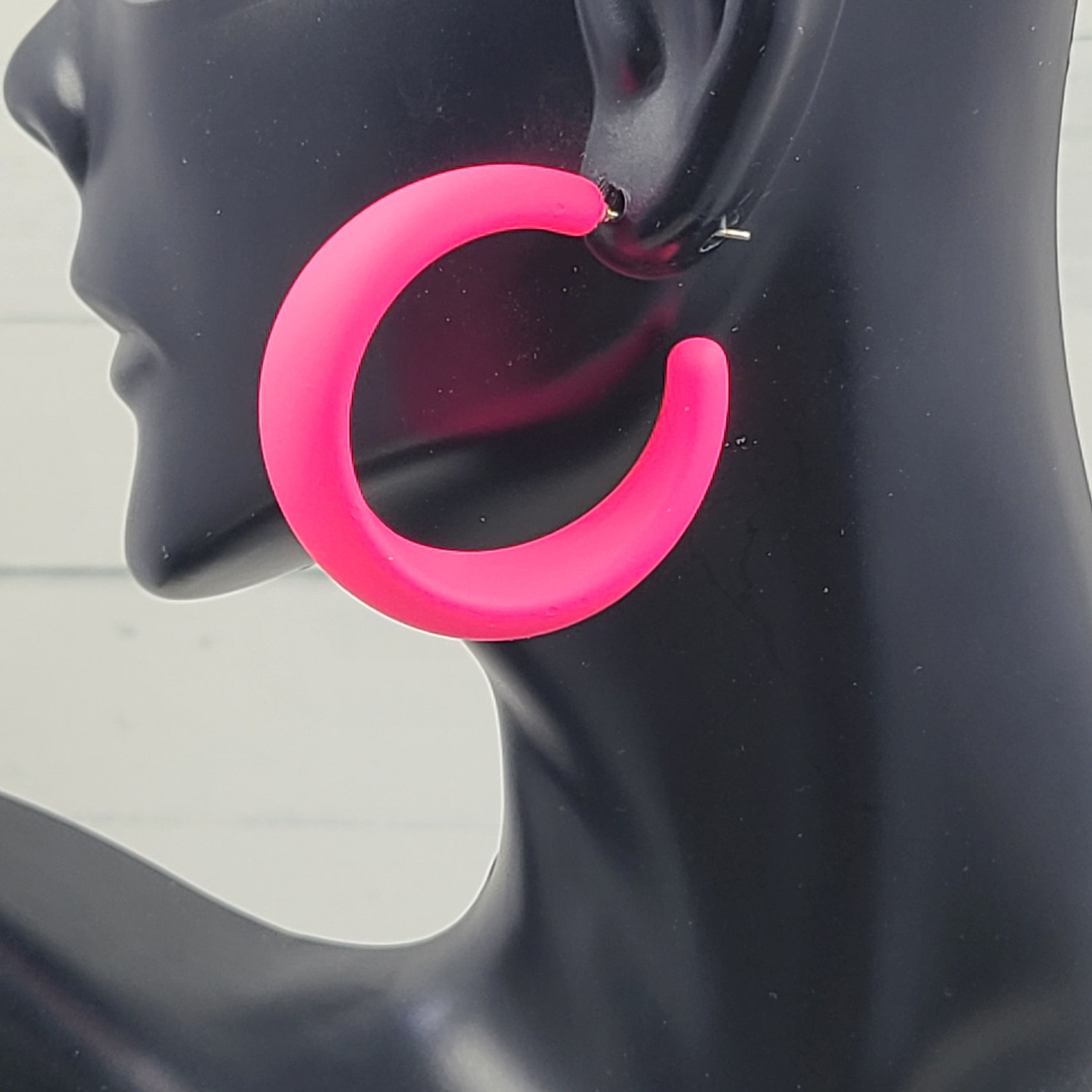 Neon Pink 80's Retro Smooth Matte Texture 1.5 Semi Wide Fashion Hoop ...