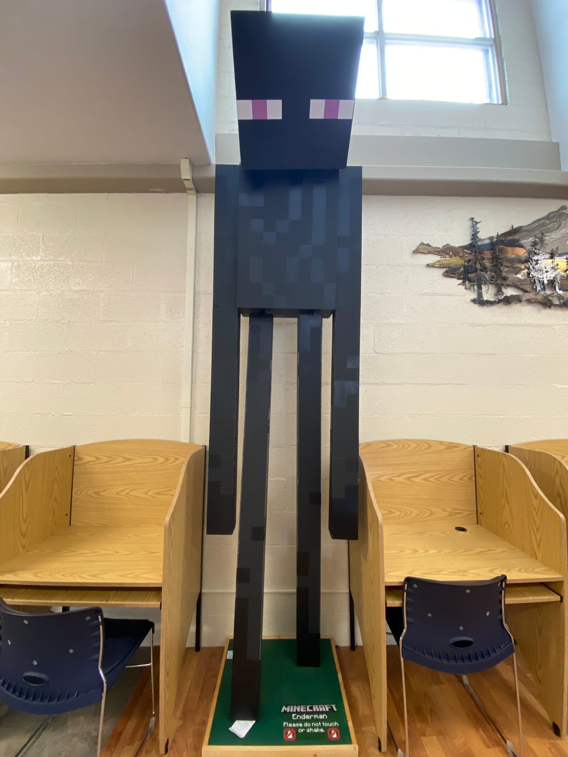Enderman Statue Dimensions