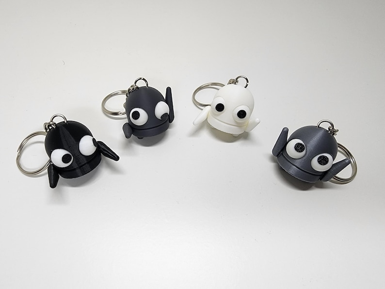 Repo Robot Keychain or Standalone Figurine – Fidget Toy with Moveable ...