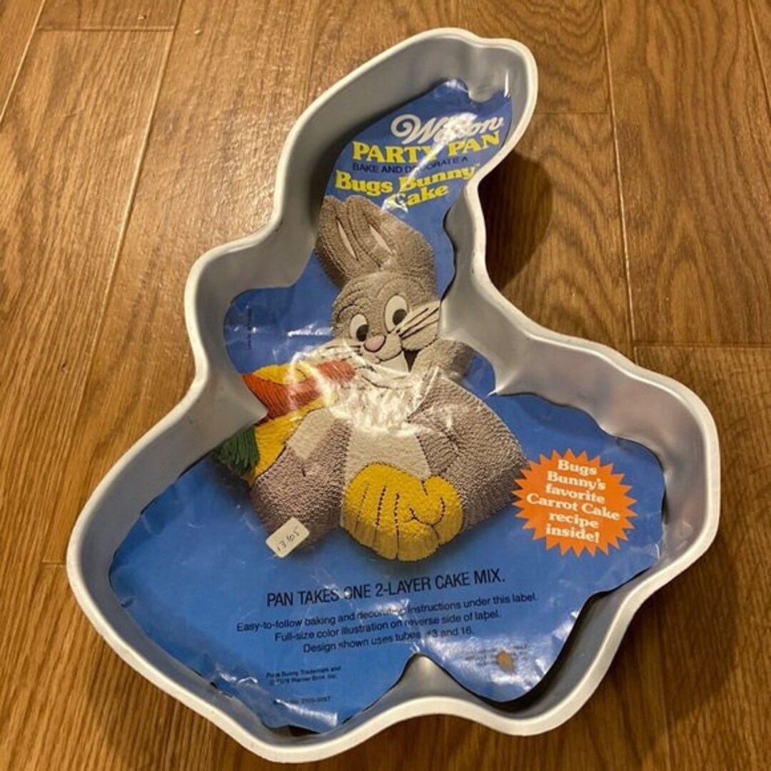Wilton Cake Pan Warner Bros 1978 Bugs Bunny Carrot Ears What - Etsy