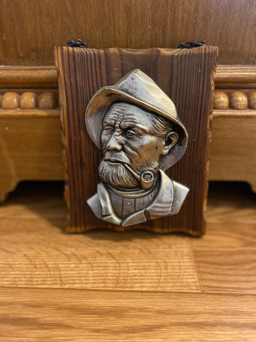 Vintage Wood Plaque 3D Resin Old Man Fisherman Smoking A Pipe, Made in ...