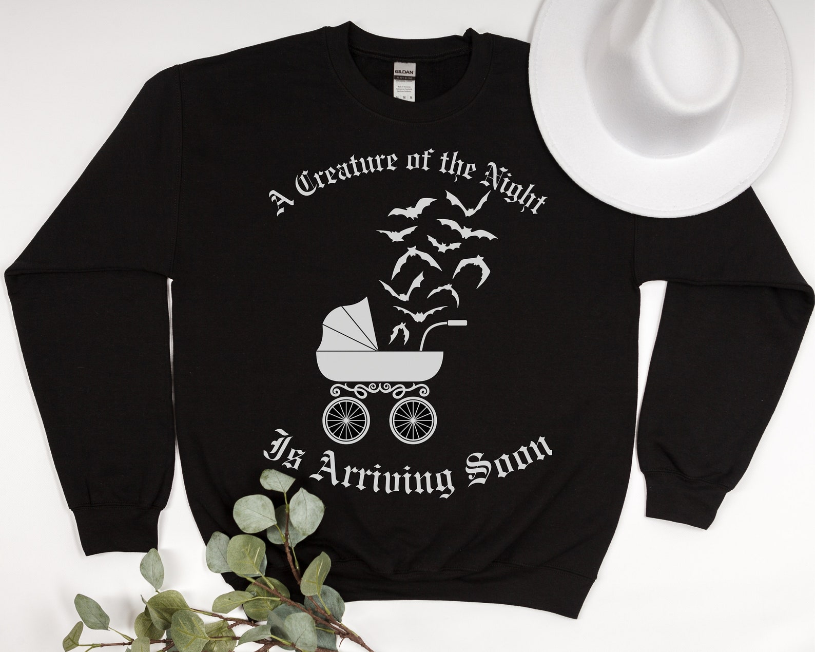 Gothic Pregnancy Announcement Halloween Maternity Shirt Goth New Mom to ...