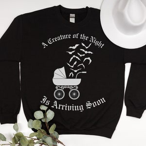 Gothic Pregnancy Announcement Halloween Maternity Shirt Goth New Mom to ...