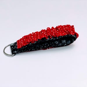 Keychain Wristlet Sewing Pattern & Sewing Tutorial | Wristlet Pattern ...