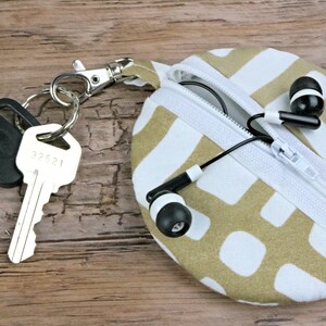 Earbud Case Sewing Pattern | Earbud Circle Pouch Pattern | Circle ...