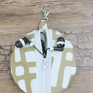 Earbud Case Sewing Pattern | Earbud Circle Pouch Pattern | Circle ...