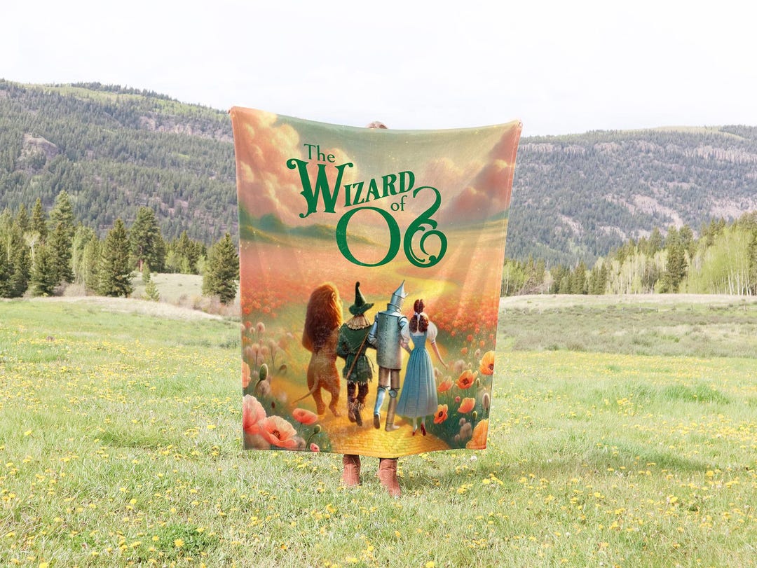 Wizard of Oz Fan Gift - Velveteen Plush Blanket, Oz Cozy Movie Lover ...