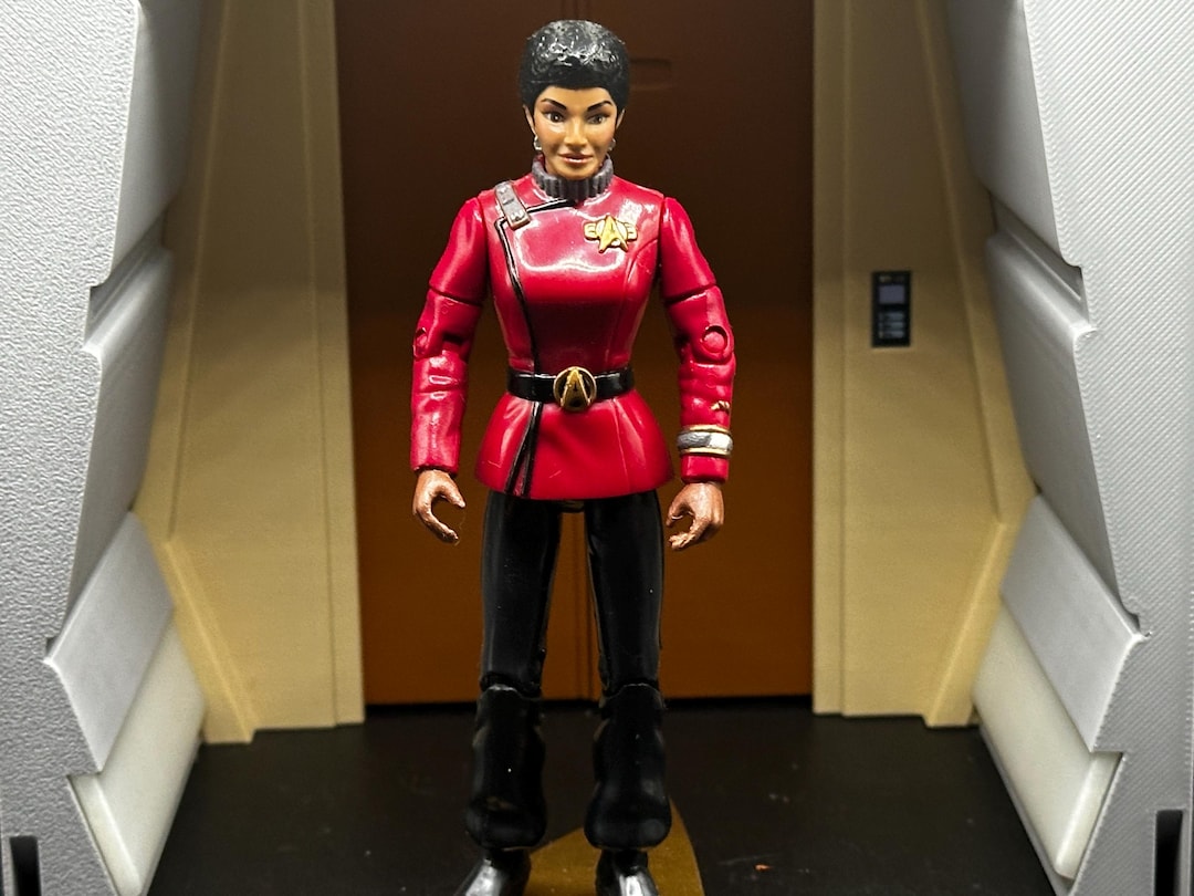 Nyota Uhura From the Wrath of Khan [TOS Movies] [PROTOTYPE CLOSEOUT] - Etsy