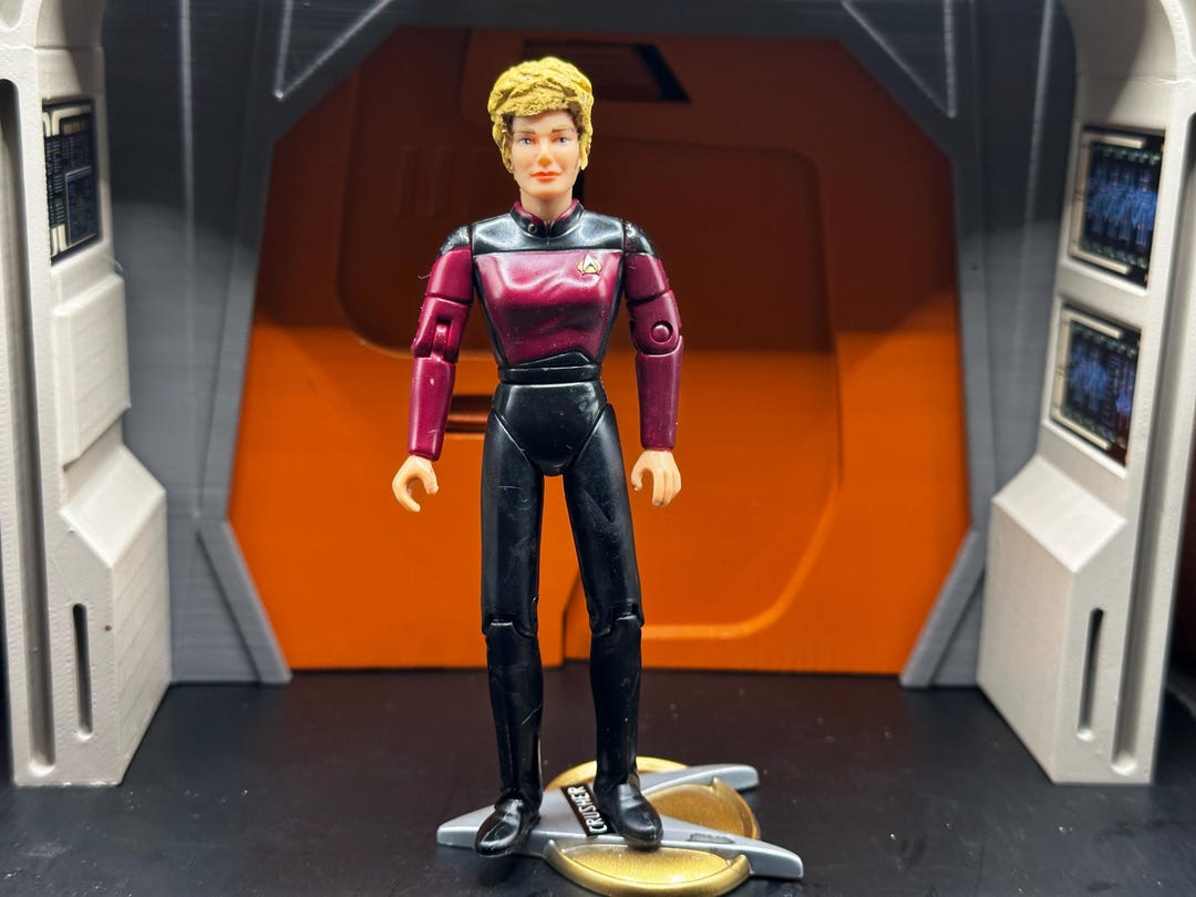 Commander Shelby [TNG Season 3 / Wave 1] - Etsy
