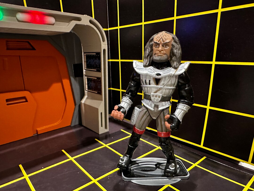 Kurn From sins of the Father TNG Season 3 / Wave 1 - Etsy