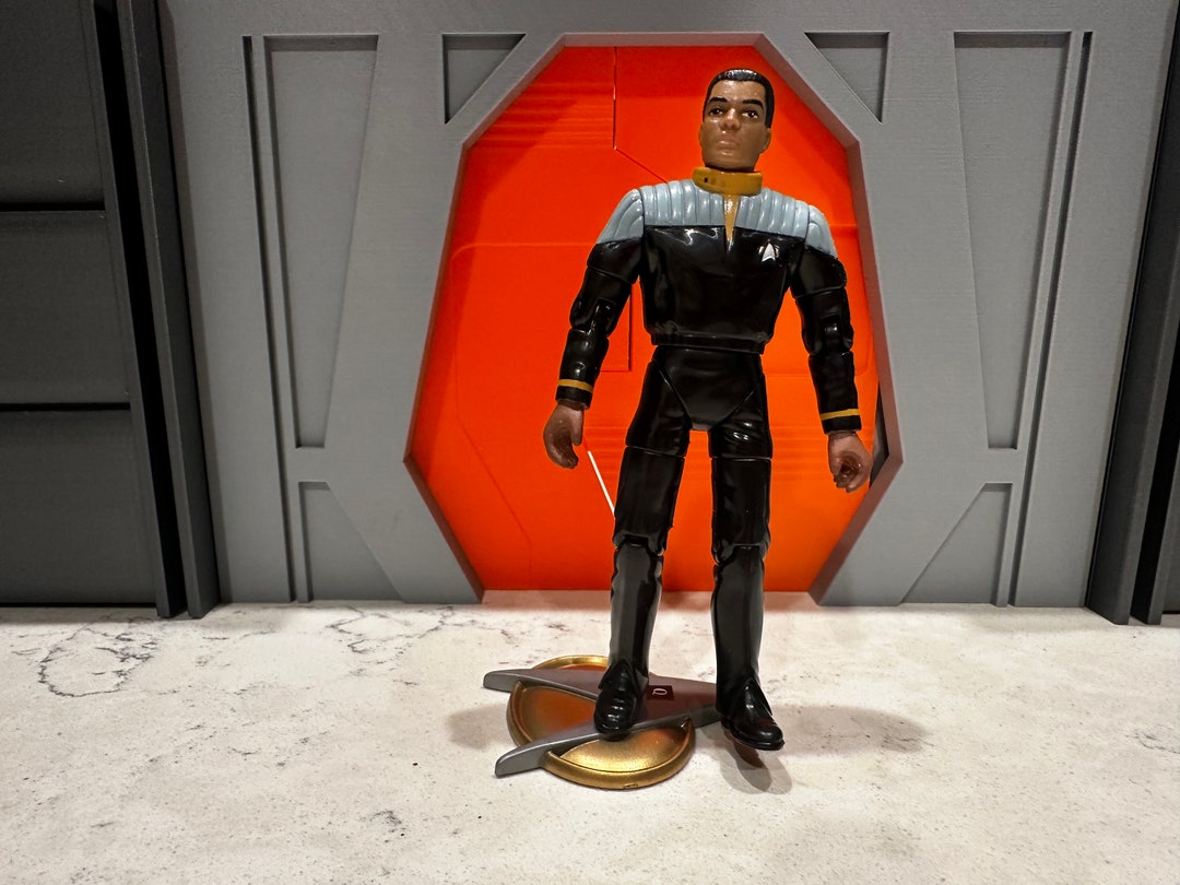 Sam Bowers From DS9 Book Line - Etsy
