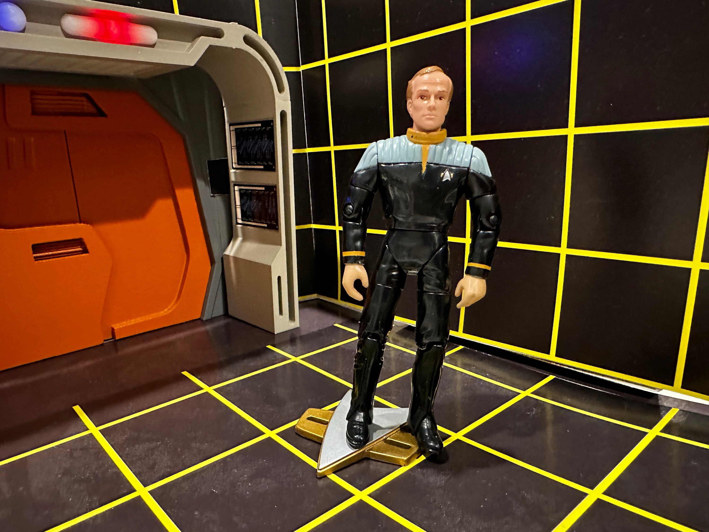 Reginald Barclay From "pathfinder" [star Trek Voyager - Wave 1] - Etsy