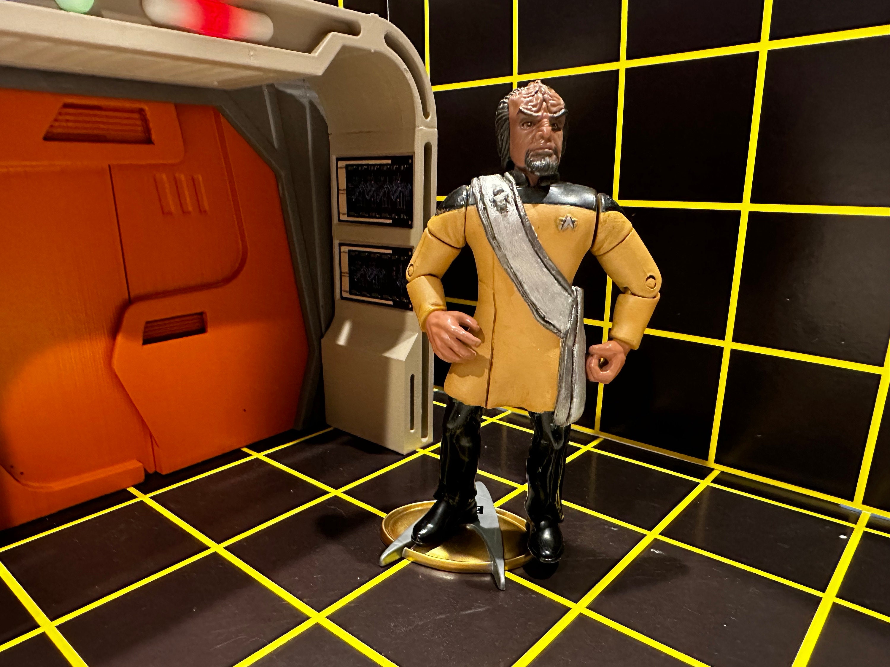 Worf in Dress Uniform [TNG Season 7 / Wave 1] - Etsy
