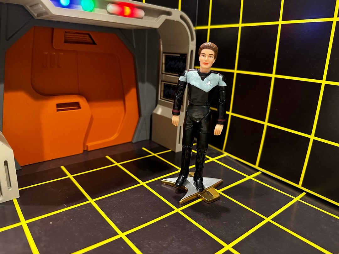 Holographic Katherine Janeway From Star Trek Prodigy star - Etsy