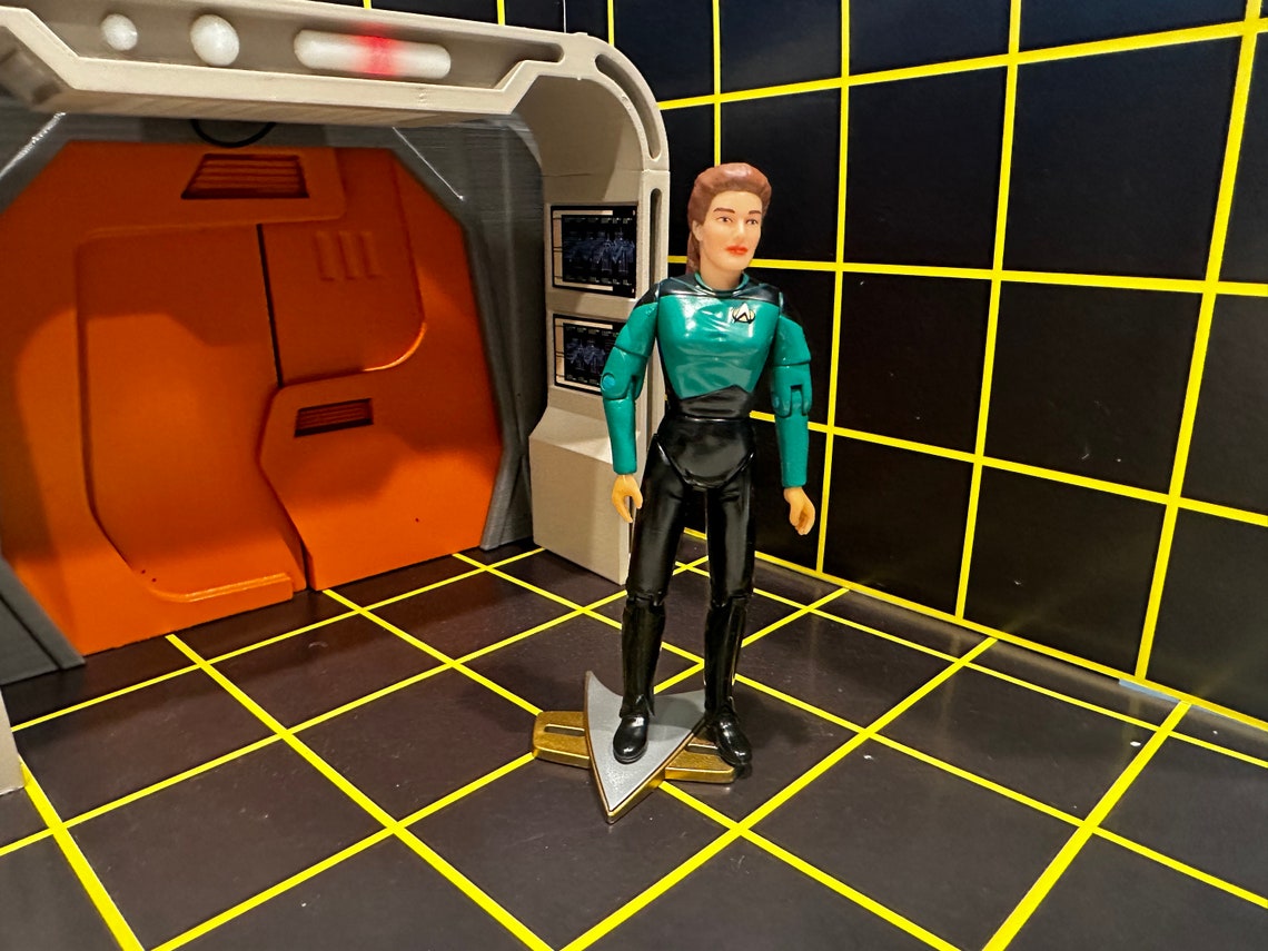 Science Officer Kathryn Janeway [star Trek Early Years Line] - Etsy