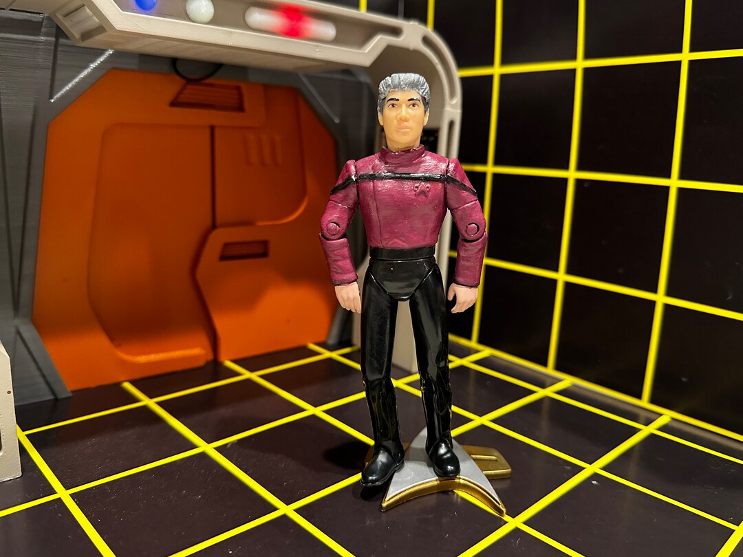 Captain Harry Kim From "endgame" [star Trek Voyager Expansion Set] - Etsy