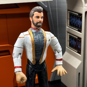 Commander Riker in Dress Uniform and Deanna Troi in Wedding Dress [star ...