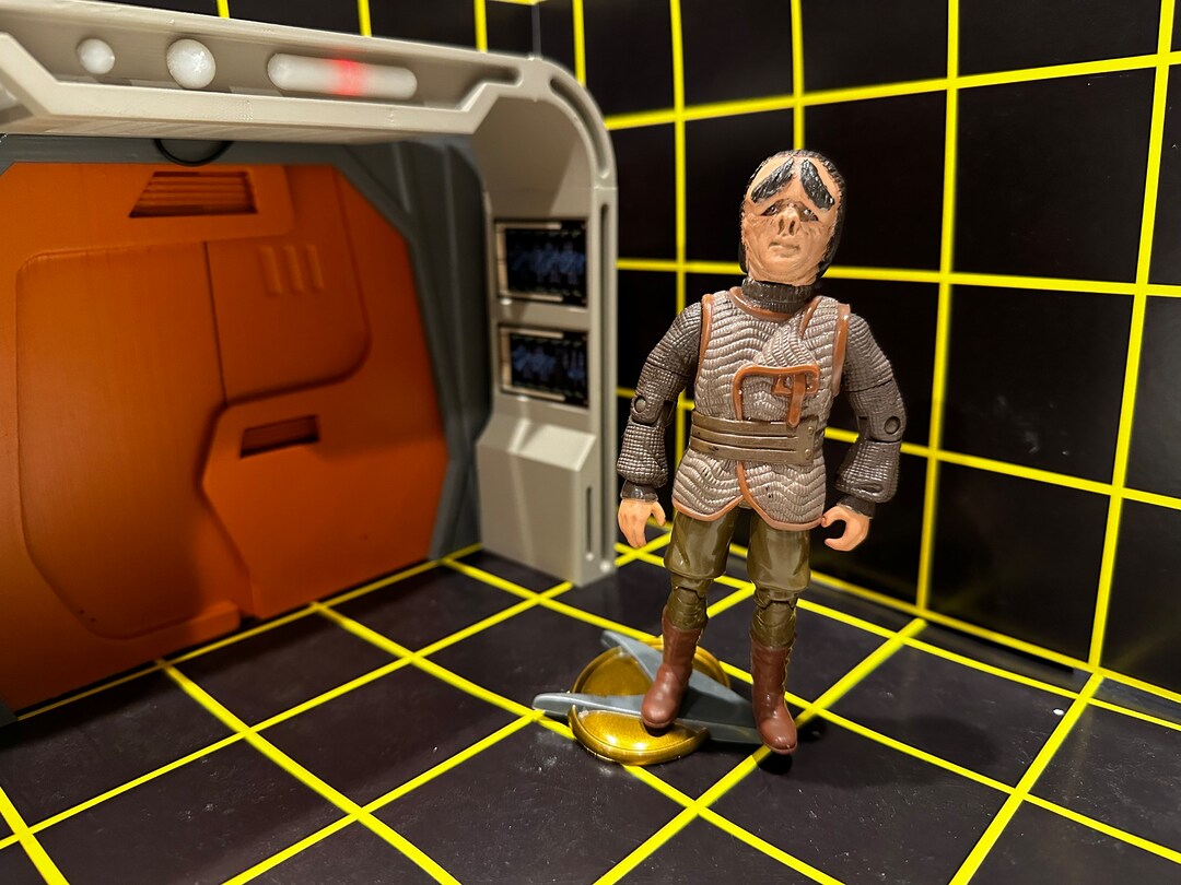 Pakled [TNG Season 2 / Wave 1] - Etsy