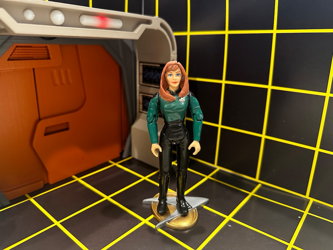 Doctor Beverly Crusher From Season 6 [TNG Season 6 / Wave 1] - Etsy