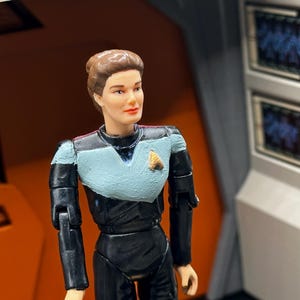 Holographic Katherine Janeway From Star Trek Prodigy - Etsy